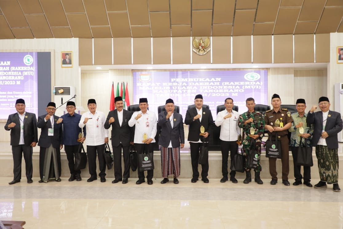 Pj Bupati Tangerang Buka Rakerda MUI Kabupaten Tangerang Pj Bupati Tangerang Buka Rakerda MUI Kabupaten Tangerang