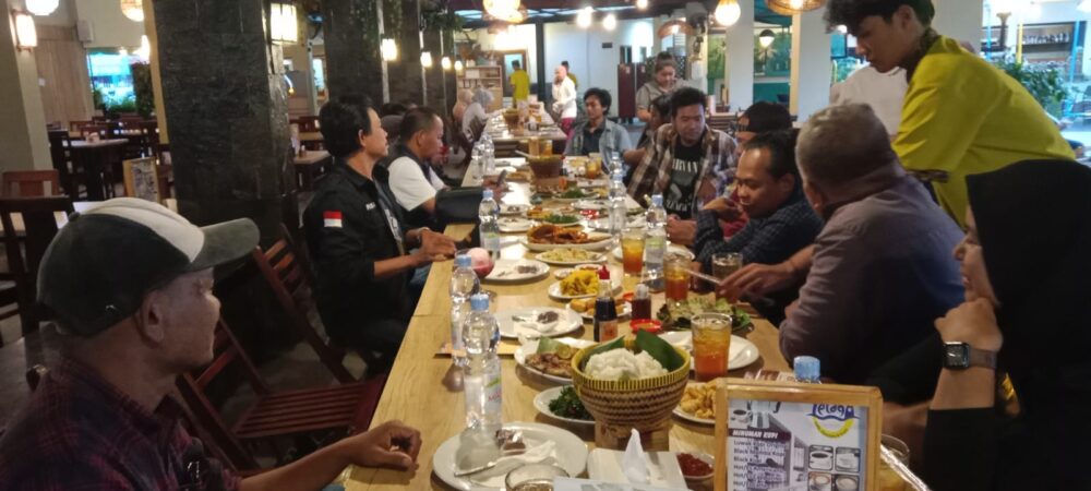 WinKobat dan Jajaran Manajemen PT BBI Gelar Silaturahmi Serta Buka Puasa Bersama Wartawan